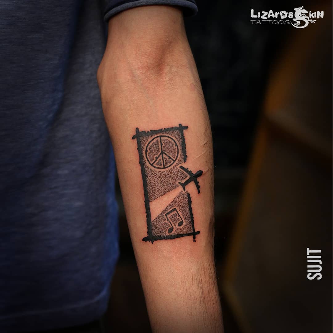 Sujit Mandi - Tattoo Artist in Kolkata: Lizard’s Skin Tattoos